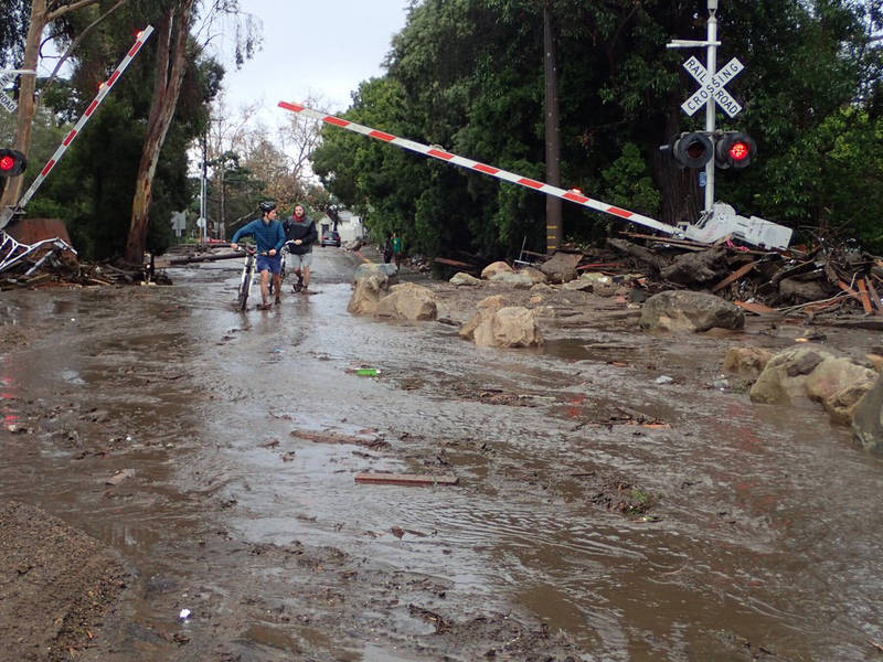 CA Mudslides: Surreal Photos Of Utter Devastation | Moorpark, CA Patch