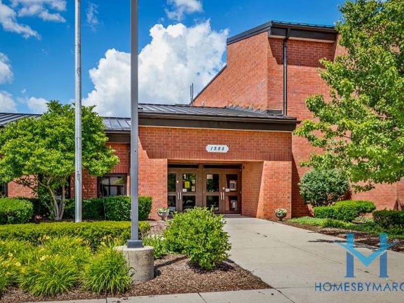 White Eagle Elementary School, Naperville, Illinois - March 2018 ...