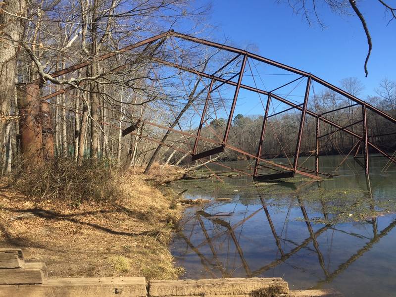 Defunct Jones Bridge Collapses Into Chattahoochee River | Johns Creek ...