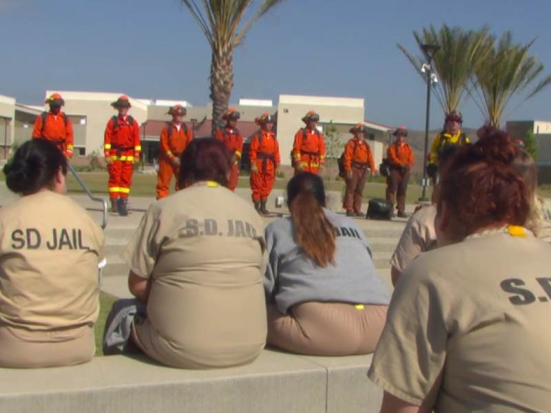 Female Inmates From Las Colinas May Be Next Calif. Firefighter Recruits ...