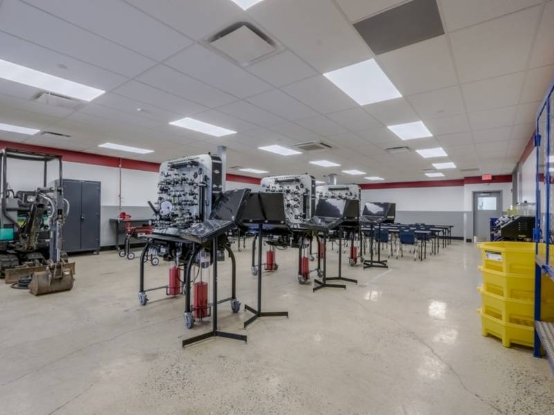 Auto Repair Trade School Opens 'High-Tech' Campus In Bloomfield ...