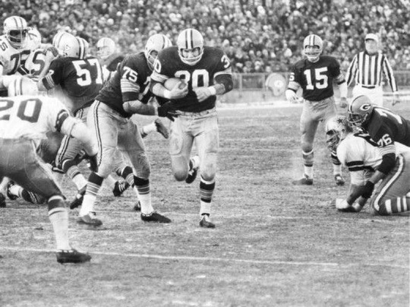 Former Super Bowl champion Chuck Mercein hosts NFL Playoff event at ...