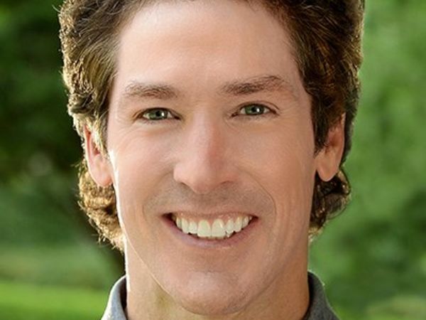Hurricane Harvey: Houston Televangelist Joel Olsteen Blasted For (Non ...
