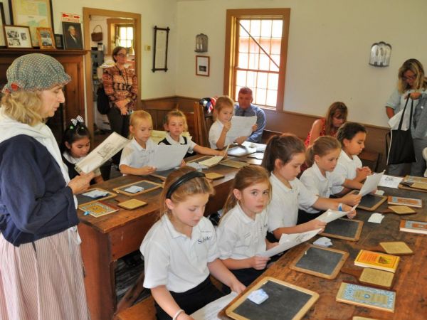 Students Return to Colonial Classroom Days in Monroe - Monroe, CT Patch