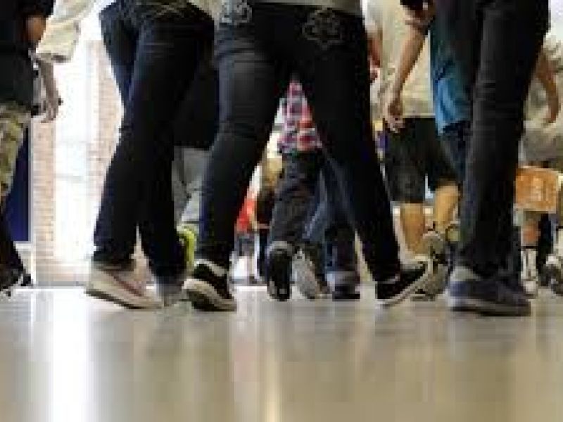 High School Feet: Five Tips for Back-to-school Shoes for Teens ...