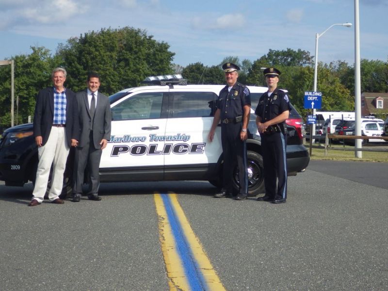 Marlboro Paints 'Thin Blue Line' To Show Support For Police Officers ...