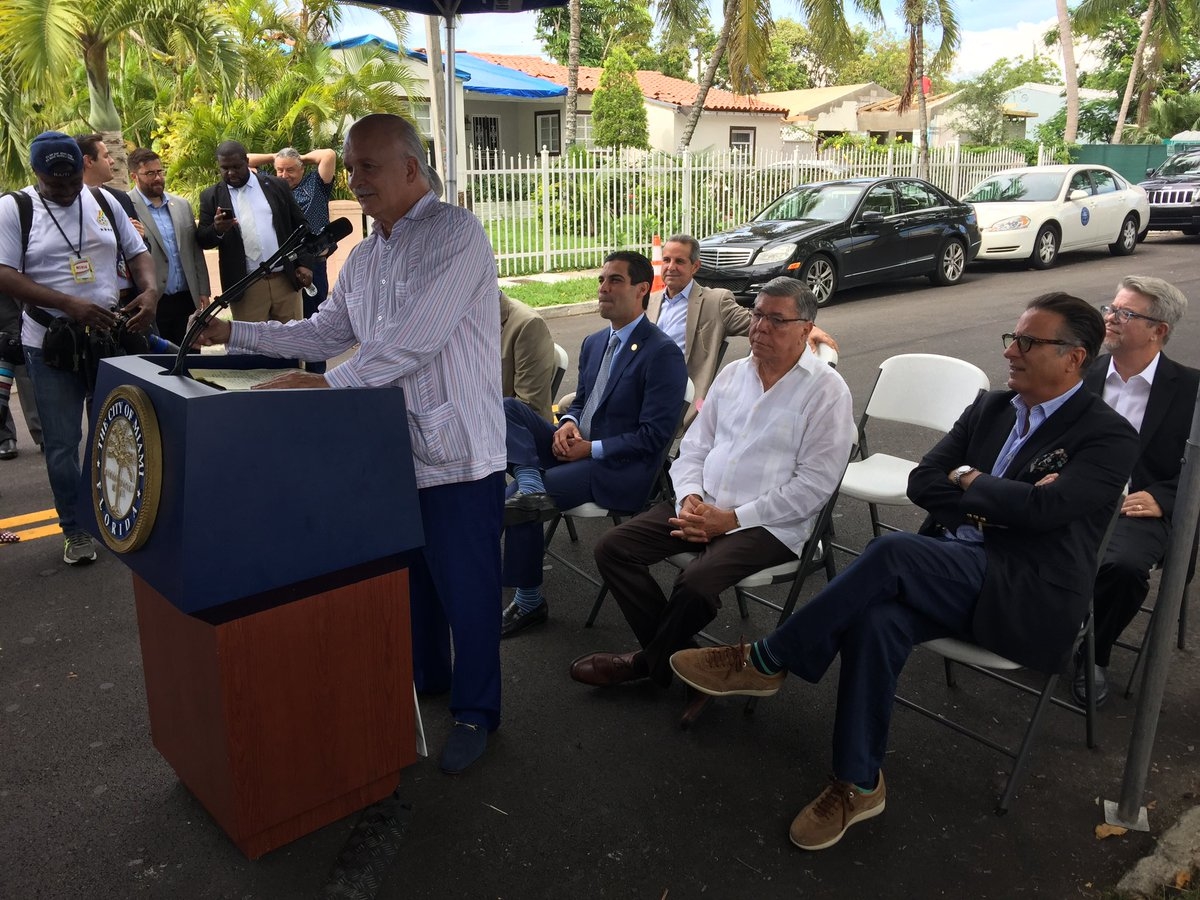 Andy Garcia Honors Late Miami Actor | Miami, FL Patch