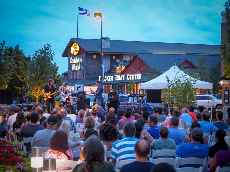 Promenade Bolingbrook Hosts 10th Anniversary Events | Bolingbrook, IL Patch